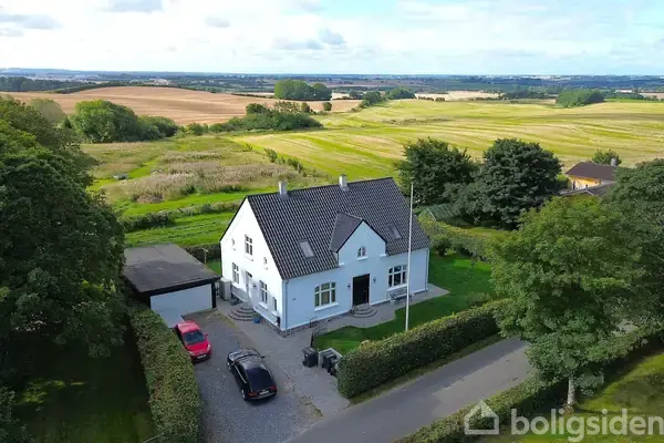 Huse til salg i Elling - Se 23 villaer til salg på Boligsiden