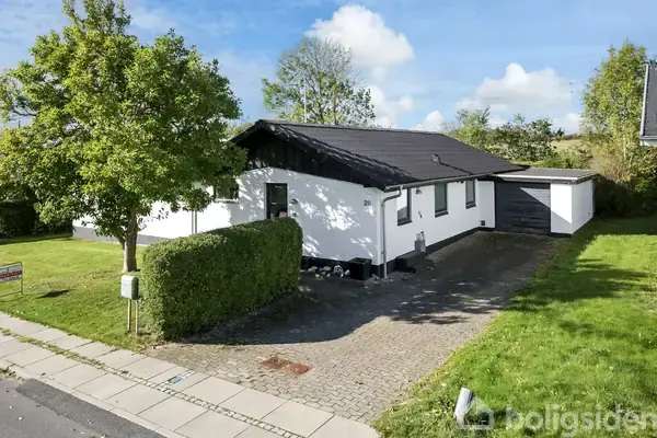 Huse til salg i 8543 Hornslet - Se 47 villaer til salg på Boligsiden