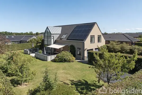 Huse til salg i 8543 Hornslet - Se 49 villaer til salg på Boligsiden