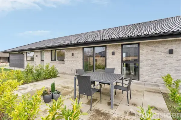 Huse til salg i 8543 Hornslet - Se 47 villaer til salg på Boligsiden