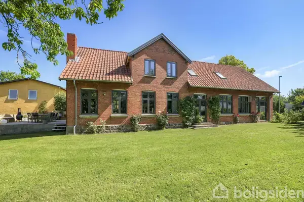 Huse til salg i 8543 Hornslet - Se 56 villaer til salg på Boligsiden