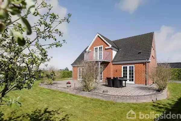 Huse til salg i 8543 Hornslet – Se 53 villaer til salg på Boligsiden