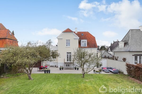 Huse til salg i 5230 Odense M – Se 76 villaer til salg på Boligsiden