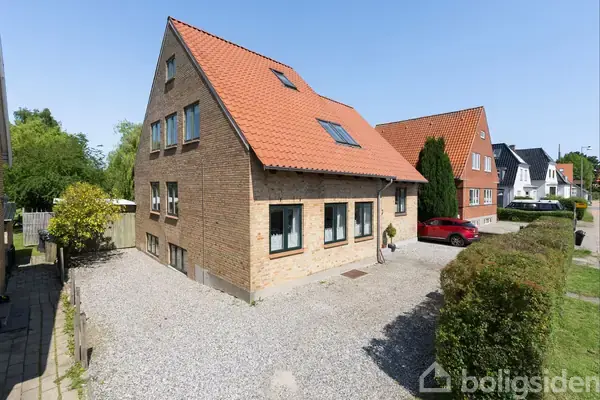 Boliger til salg på Skibhusvej i 5000 Odense C - Se 15 boliger til salg på Boligsiden