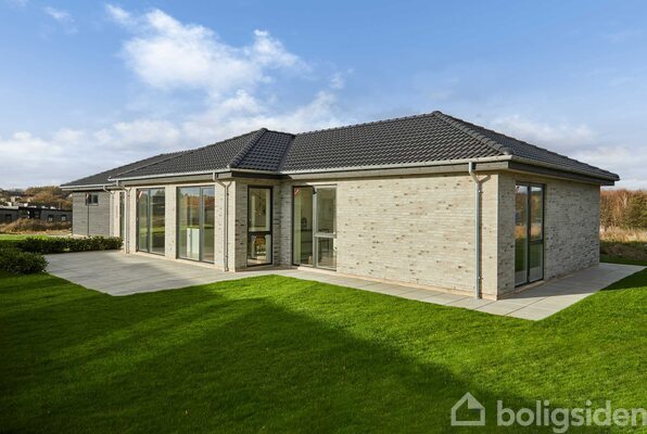 Huse til salg i 8543 Hornslet – Se 43 villaer til salg på Boligsiden