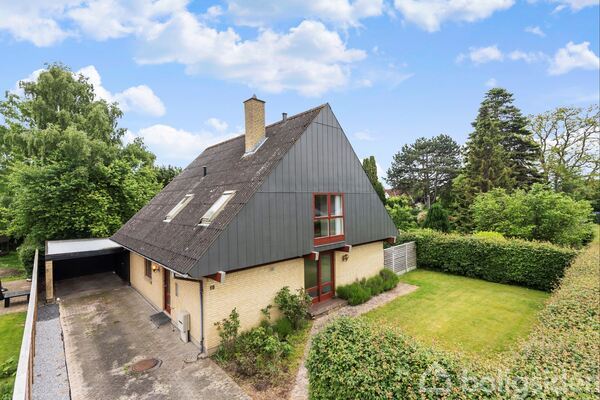 Boliger til salg i 2680 Solrød Strand – Se 105 boliger til salg på ...