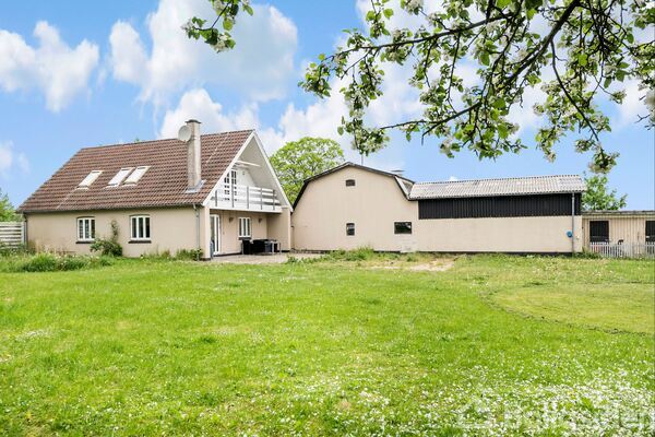 Huse til salg i 4690 Haslev – Se 113 villaer til salg på Boligsiden