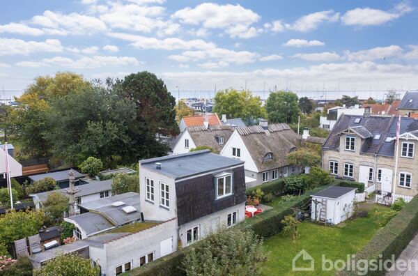 Huse til salg på Strandvejen i 2920 Charlottenlund – Se 17 villaer til ...