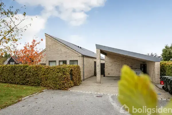 Huse til salg i 8543 Hornslet - Se 55 villaer til salg på Boligsiden