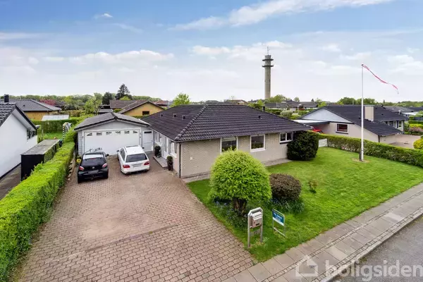 Huse til salg i 6000 Kolding – Se 303 villaer til salg på Boligsiden