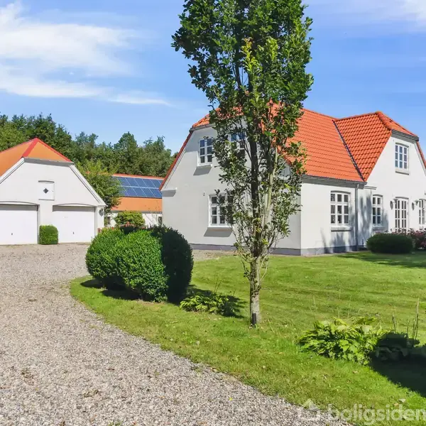 Til salg: Nygårdsvej 19, Hinge, Kjellerup - Landejendom på 228 m² ...