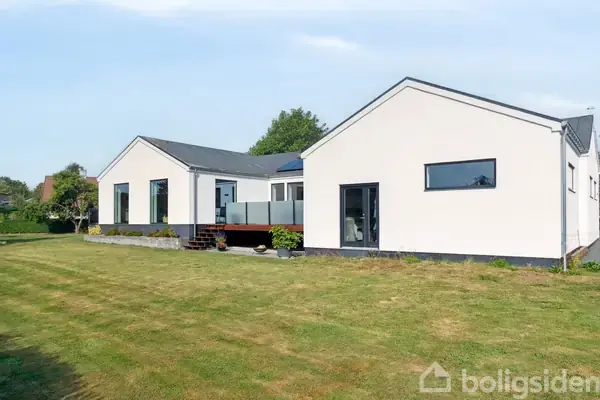 Huse til salg i 8543 Hornslet - Se 55 villaer til salg på Boligsiden