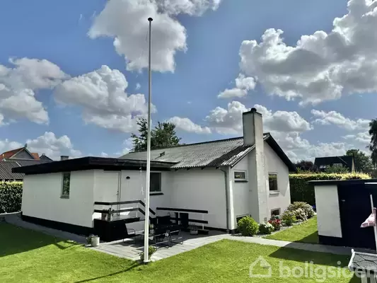 Huse til salg i 8543 Hornslet – Se 53 villaer til salg på Boligsiden