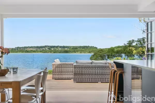 Boliger til salg på Dronninggårds Alle i 2840 Holte – Se 9 boliger til salg på Boligsiden